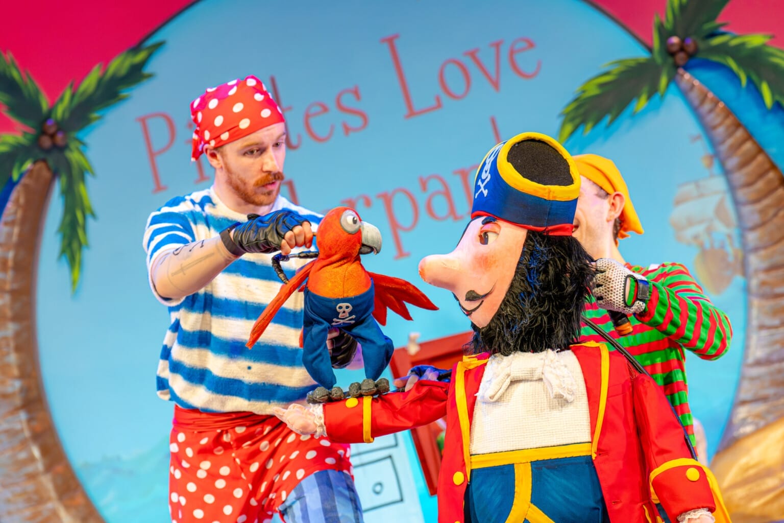 Pirates Love Underpants - artsdepot